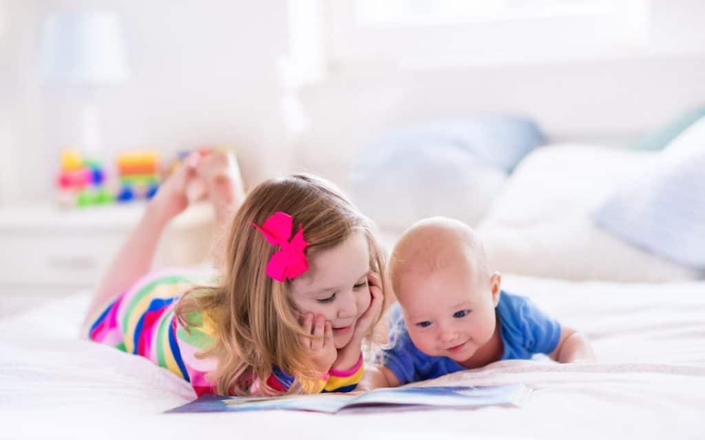 Stay-at-Home Mom Schedule for a Toddler and Baby (Free Printable)